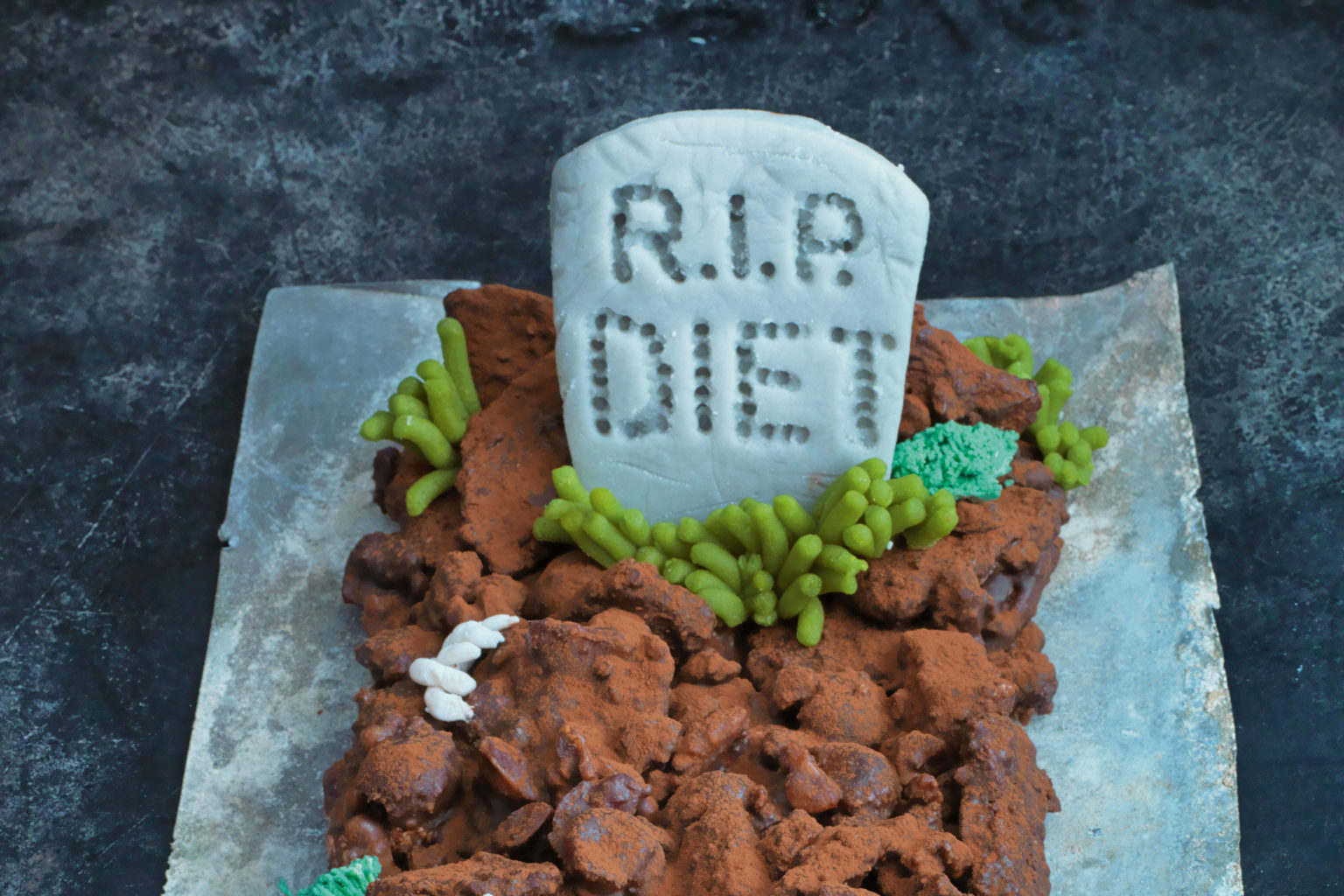 Rocky Road Halloween Grave