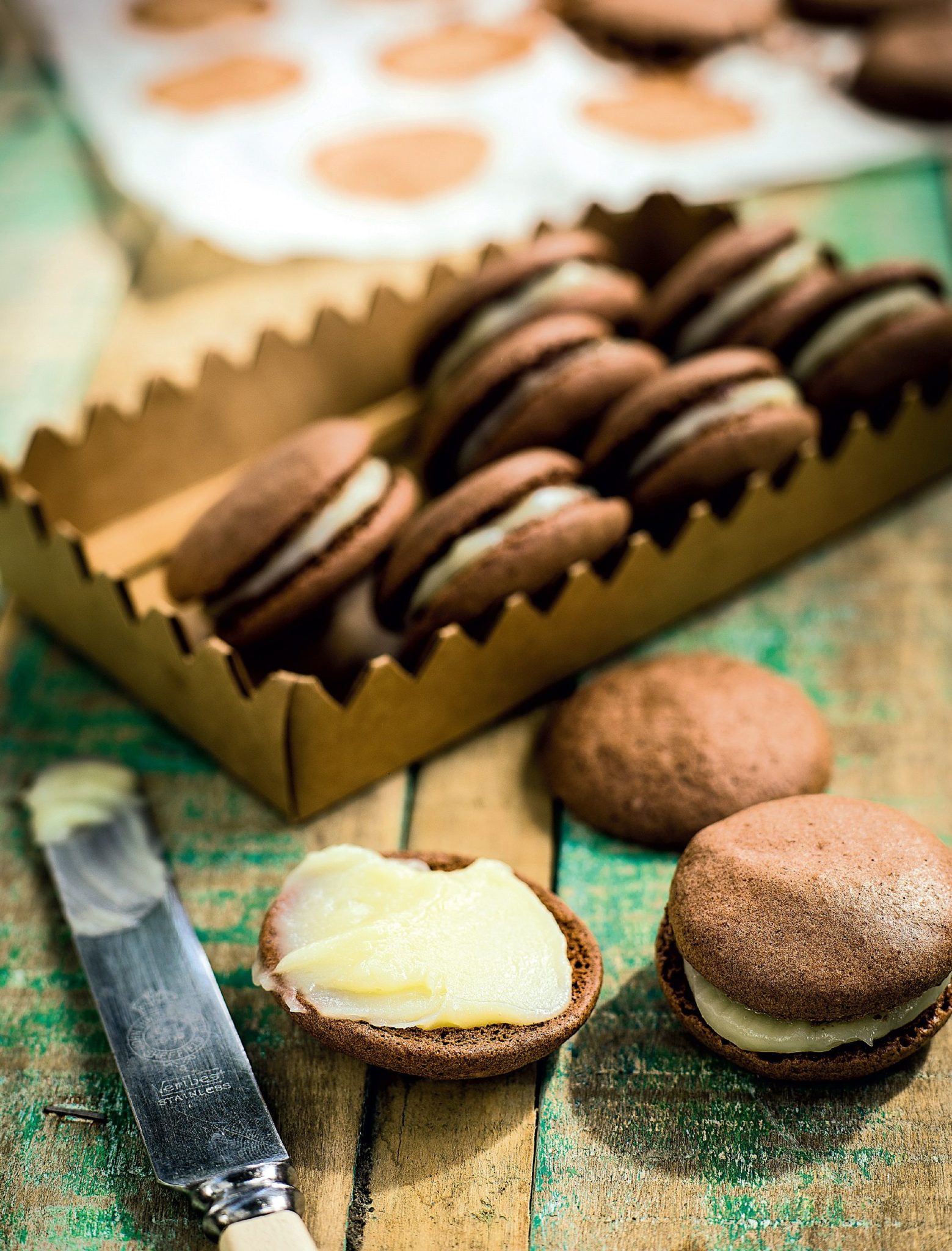 Easy Macarons Recipe | Easy Chocolate Macarons