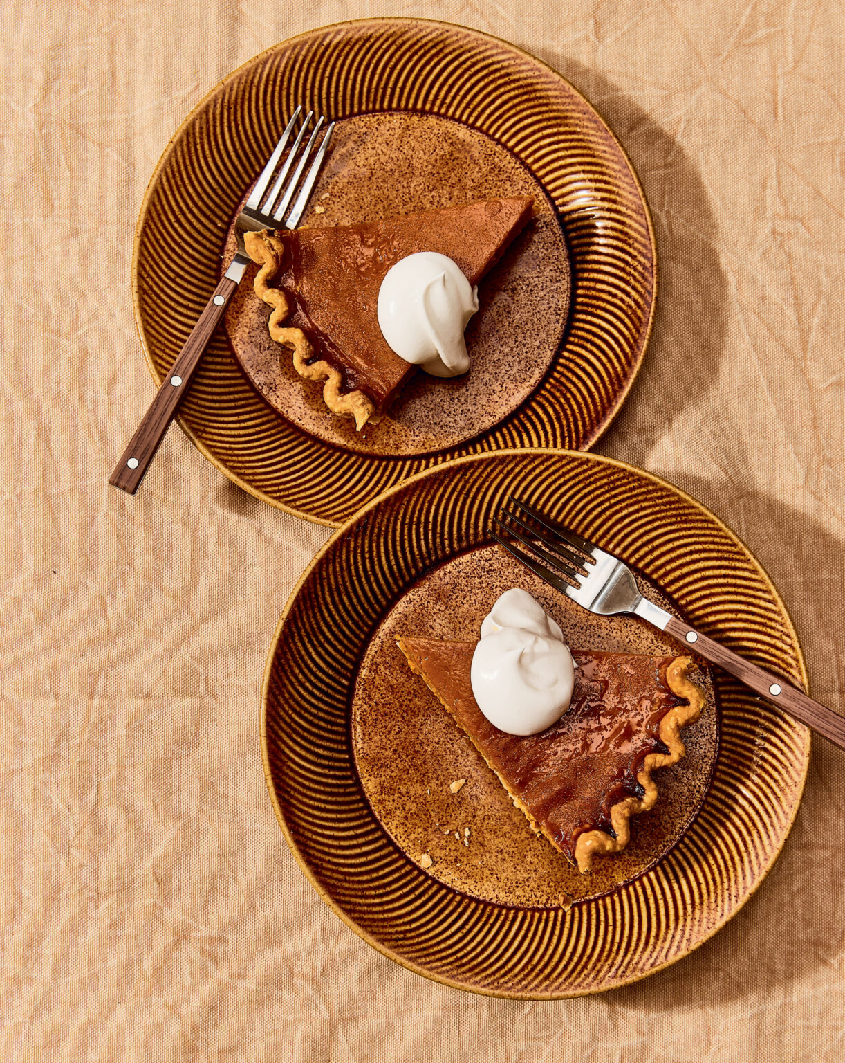 Good Lookin' Cookin' | Dolly Parton Cookbook