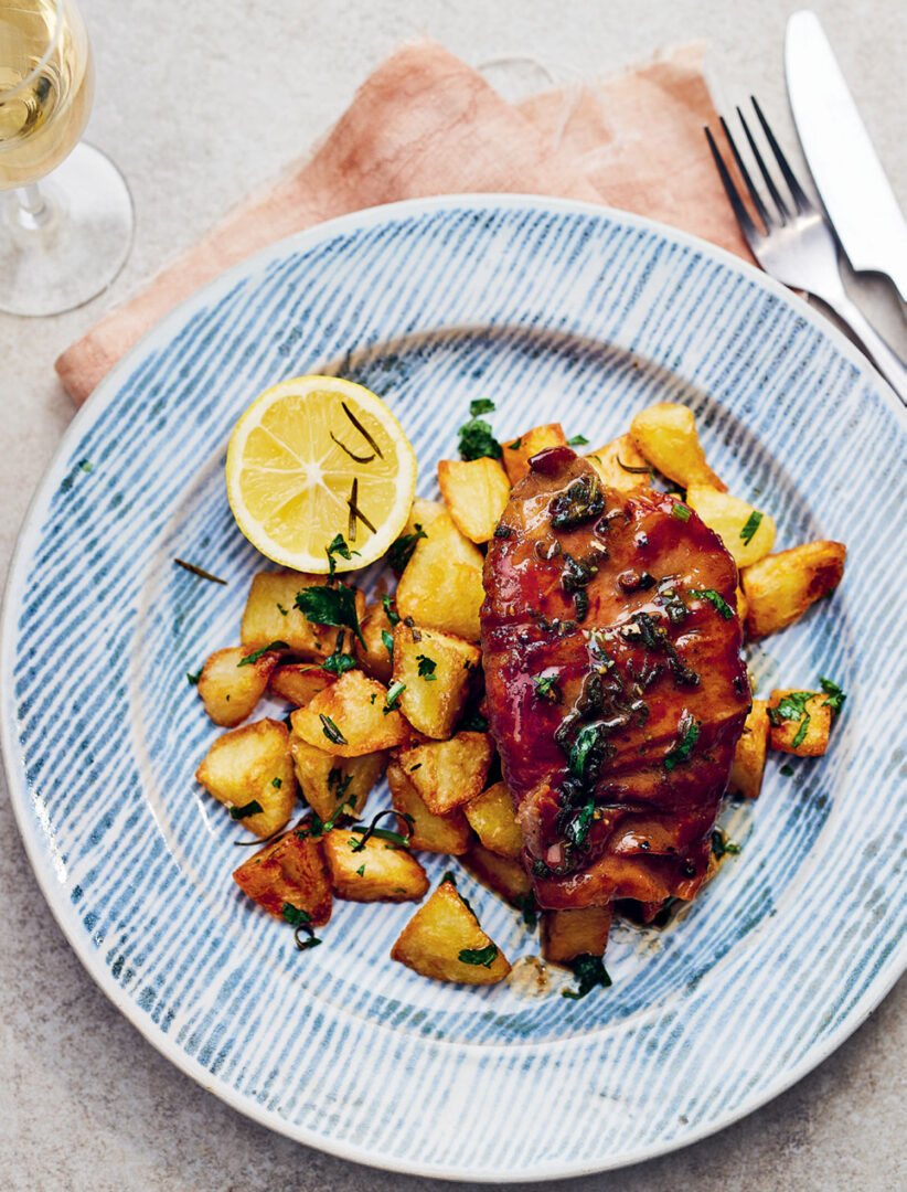 Jamie Oliver's Overnight Roasted Pork Shoulder | Sunday Roast Recipes Jamie Oliver's Overnight Roasted Pork Shoulder | Sunday Roast Recipes
