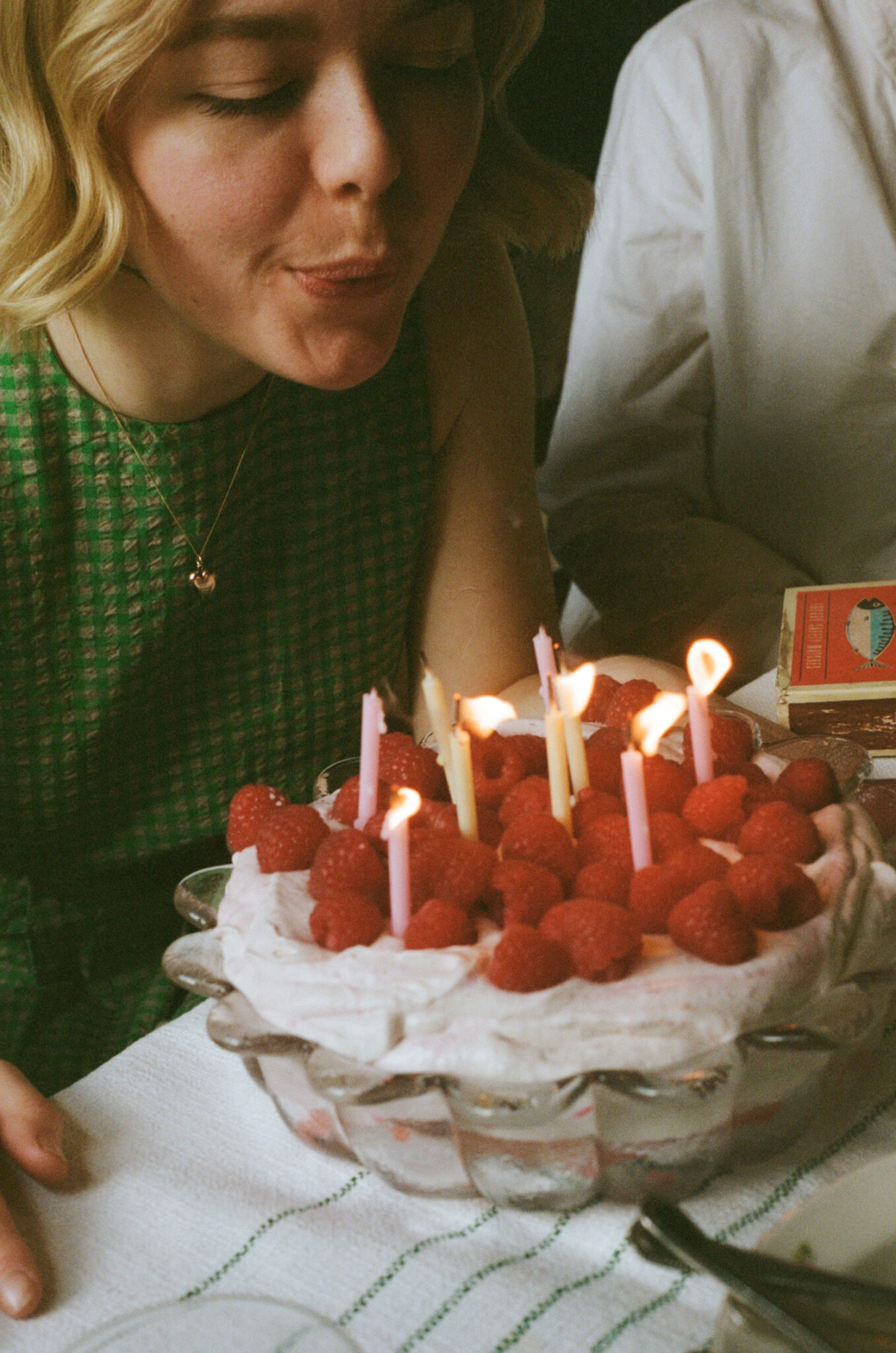 Rosie Kellet's Grandma Margaret’s Raspberry Sponge Recipe | Sunday Brunch