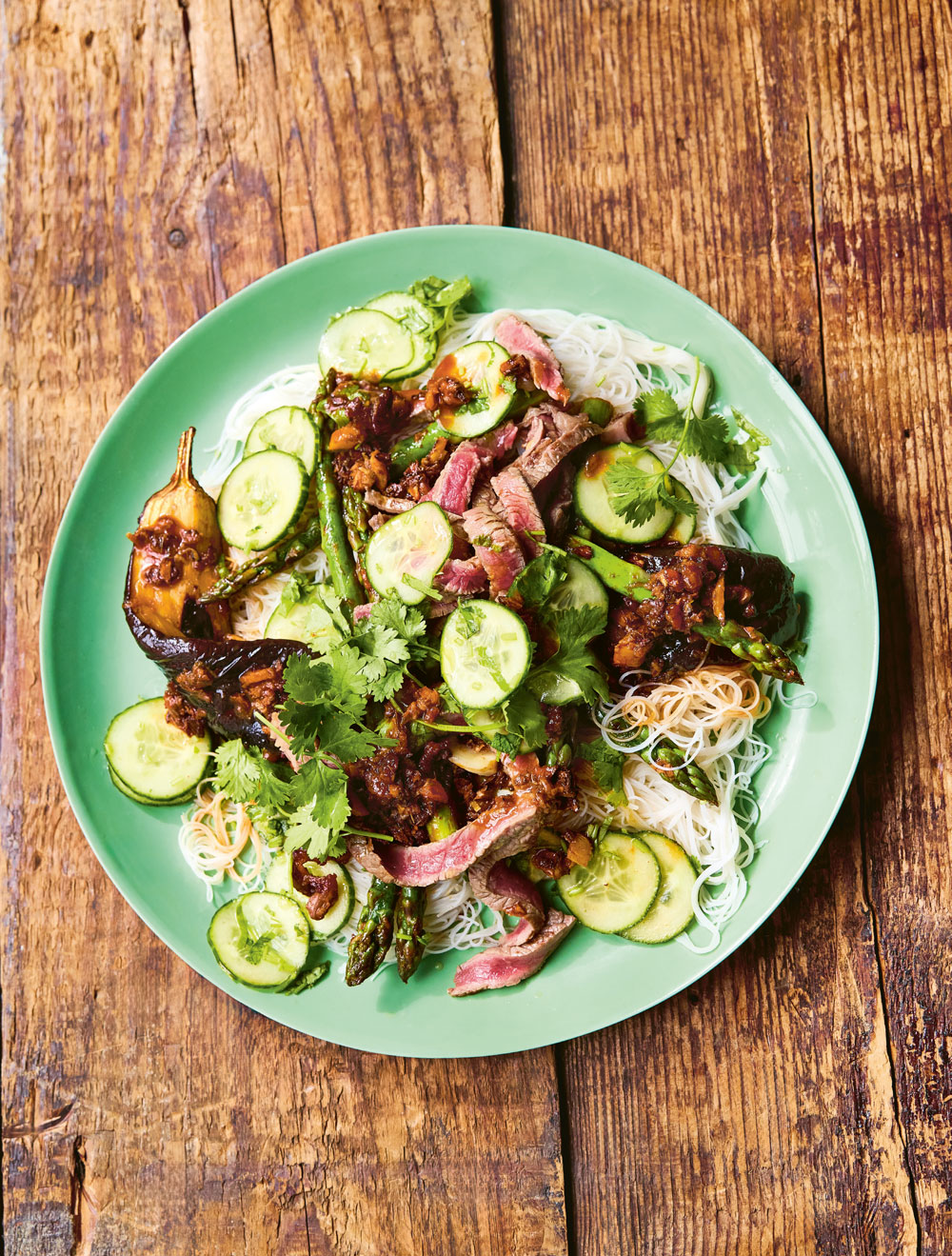 Jamie Oliver's Steak & Sticky Aubergine Salad Recipe | Eat Yourself Healthy